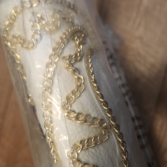 Sprayground | Bags | Sprayground Riviera Le Blanc Gold Chain Shark ...